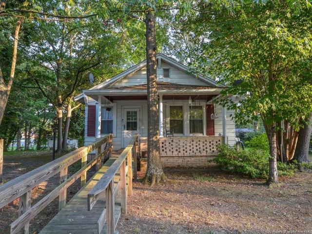 220 North Avenue