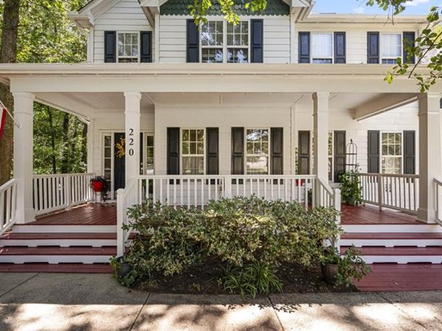 220 Natalie Dr, Raleigh, NC 27603