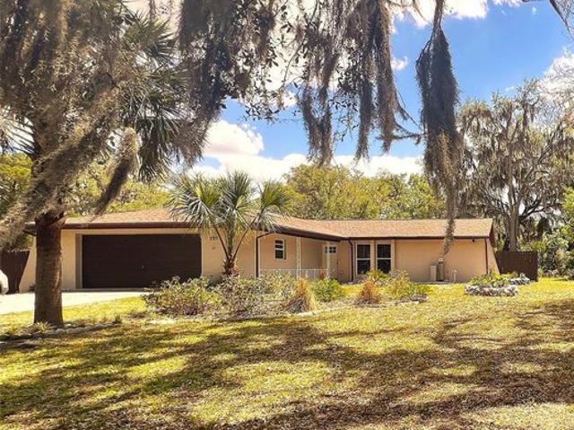 220 NE 11th St, Crystal River, FL 34428