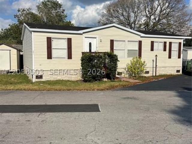 220 NE 12th Ave Lot 160, Homestead, FL 33030