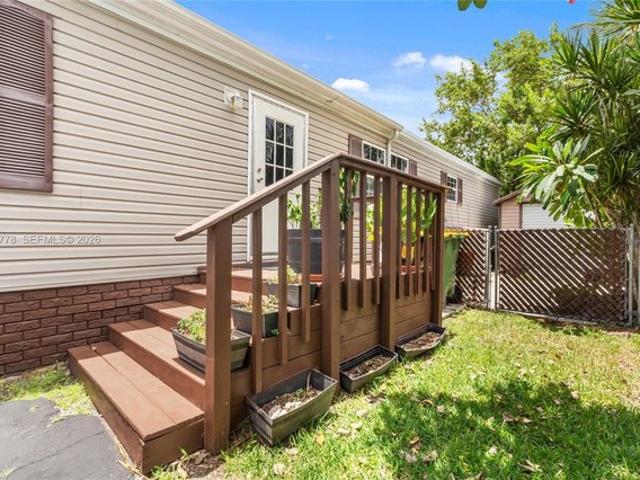 220 NE 12th Ave Lot 165, Homestead, FL 33030