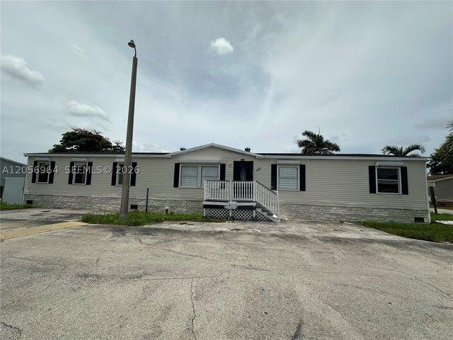220 NE 12th Ave Lot 137, Homestead, FL 33030