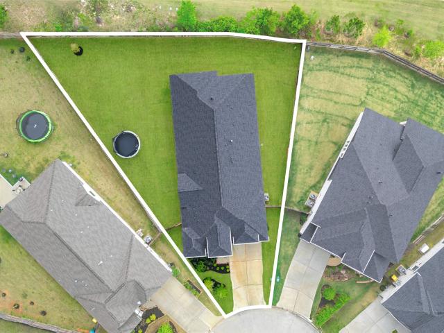 220 Nirnroot Court