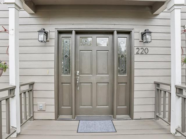 220 nw 17th ave