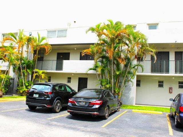 220 NW 87th Ave #K104, Miami, FL 33172