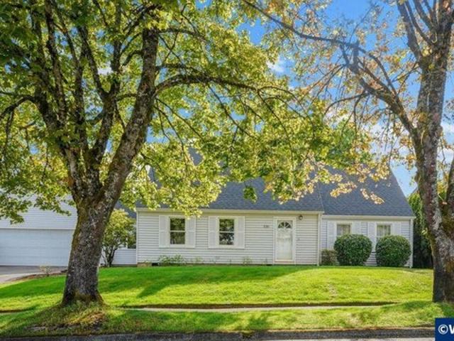 220 NW Downy Dr, Sublimity, OR 97385