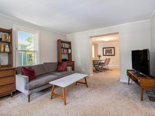 220 S 7th Street