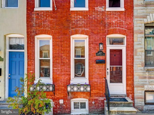 220 S Castle Street