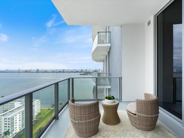 220 S Lake Shore Dr, Unit 2305, Lake Park, FL 33403 | MLS #R11162