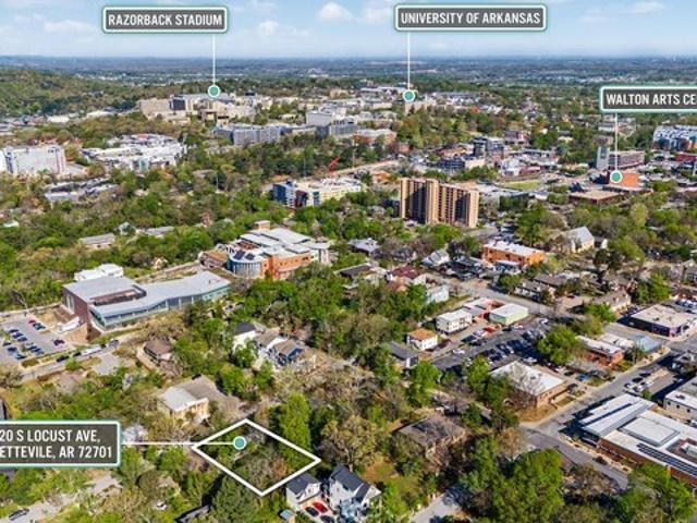 220 S Locust Ave, Fayetteville, AR 72701