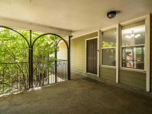 220 s mclean blvd