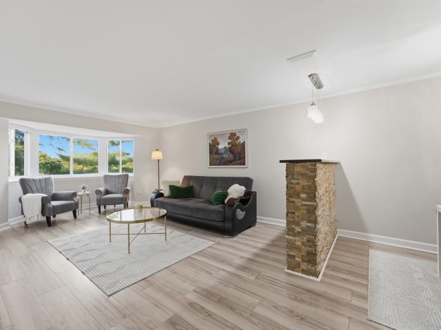 220 S Roselle Road # 321