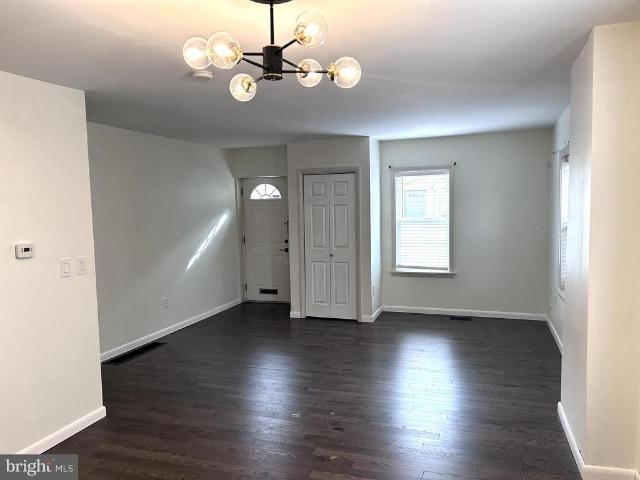 220 Sheas Terrace