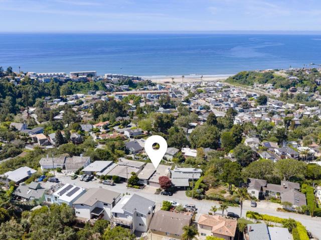 220 Shoreview Dr, Aptos, CA 95003 | MLS #ML82044 | Compass