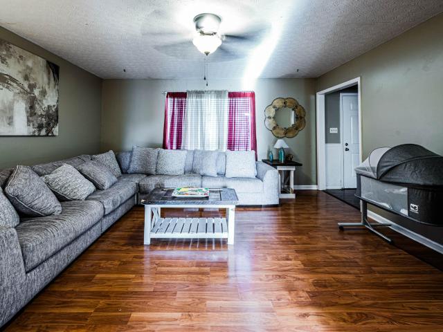 220 Spence Lane