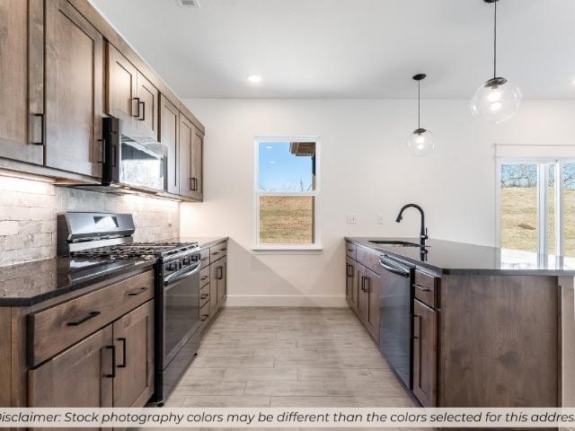 220 Spicewood Trail