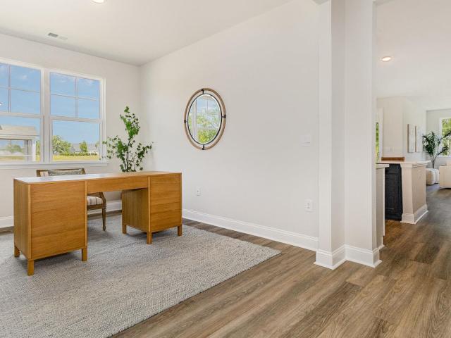 220 Squirrel Run Dr