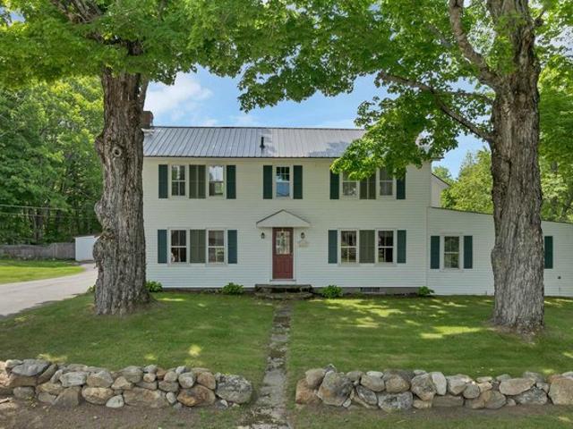 220 Stockbridge Corner Rd, Alton, NH 03809
