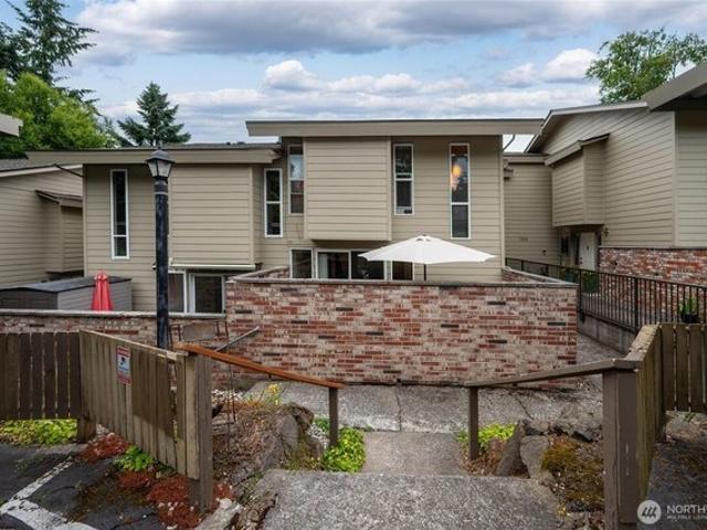 220 SW 200th St Unit 186, Normandy Park, WA 98166