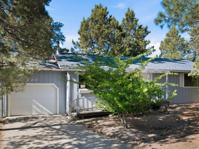 220 SW Maricopa Dr, Bend, OR 97702