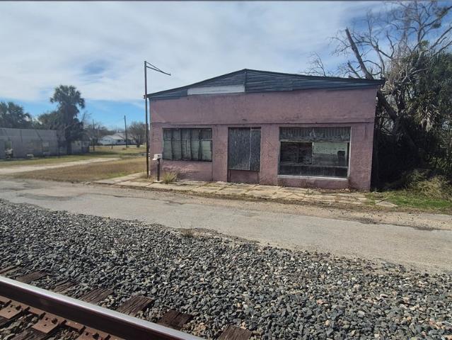 220 Palmetto St, Refugio, TX 78377 | MLS #475814 | Compass