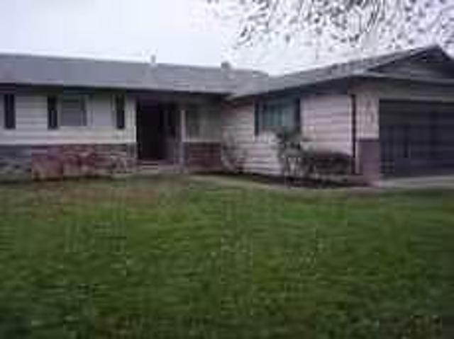 220 Paragon 220 Paragon Ave