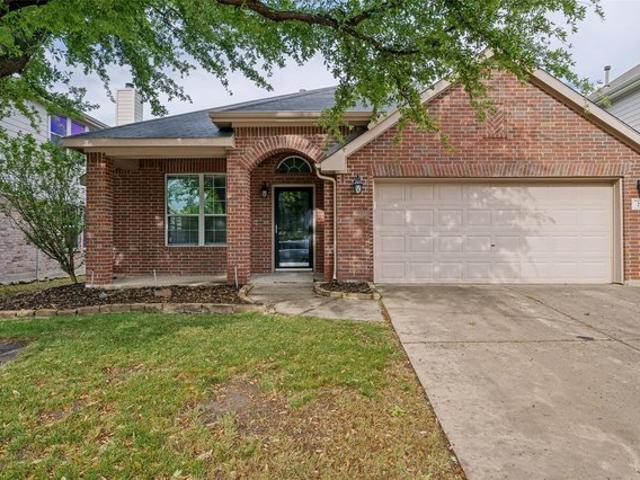 220 Parakeet Dr, Little Elm, TX 75068