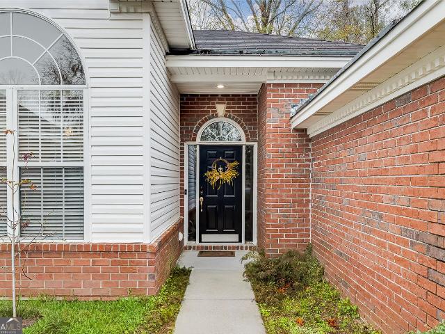 220 Parkview Court