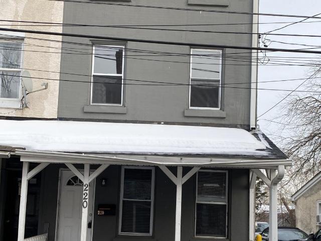220 Pearl St, Norristown, PA 19401 | MLS #PAMC2167