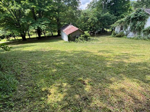 220 Peck Hollow Road