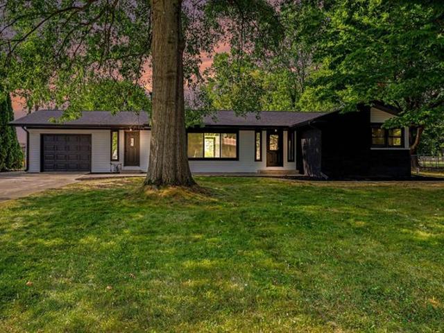 220 Pennbrook Trl, Battle Creek, MI 49017