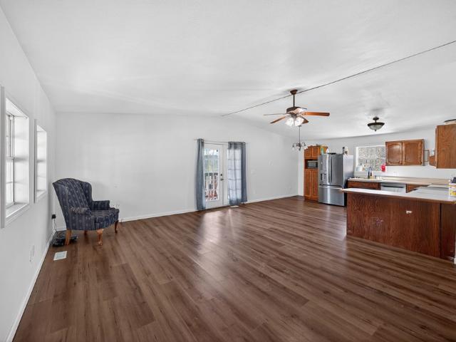 220 Pierce Ln