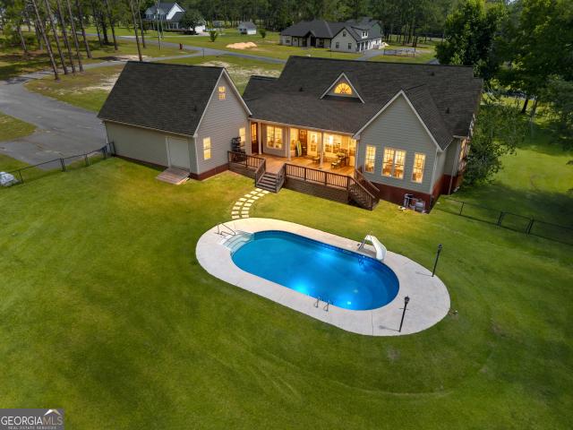 220 Pinewood Drive