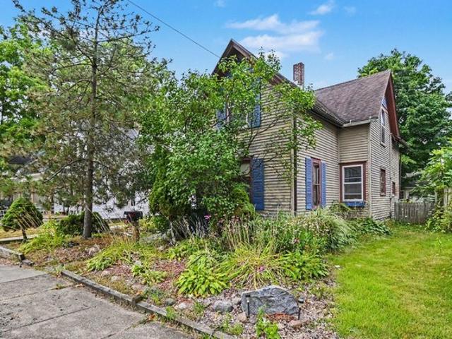 220 Prairie St, Charlotte, MI 48813