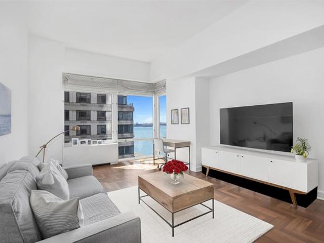 220 Riverside Blvd Apt 15G, New York, NY 10069