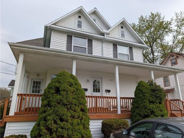220 W 15th St, Elmira, NY 14903