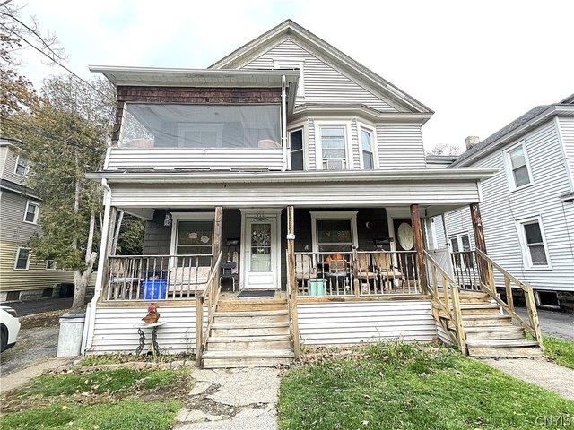 220 W Yates St, East Syracuse, NY 13057