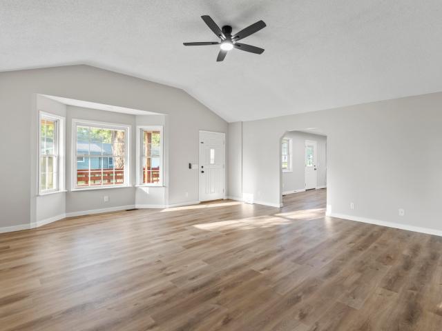 220 W Anderson Street