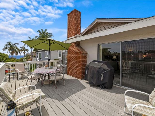 220 W Avenida Alessandro