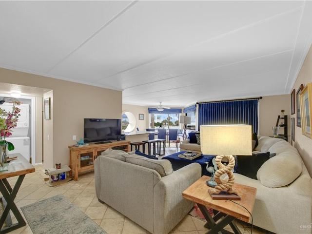 220 W Cora Lee Drive 107