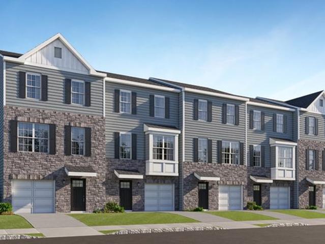 220 W End Ave, Hammonton, NJ 08037