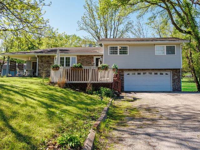 220 W Francis Rd, New Lenox, IL 60451