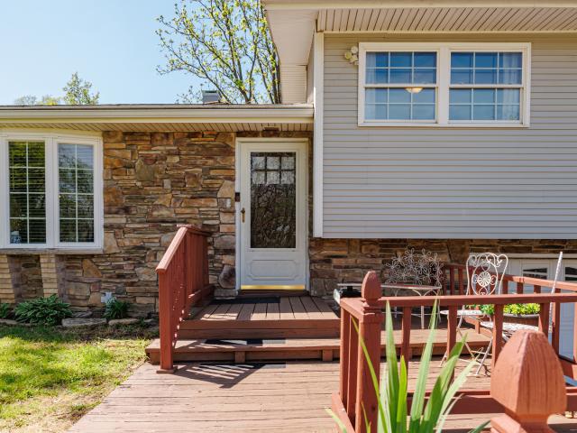 220 W Francis Road