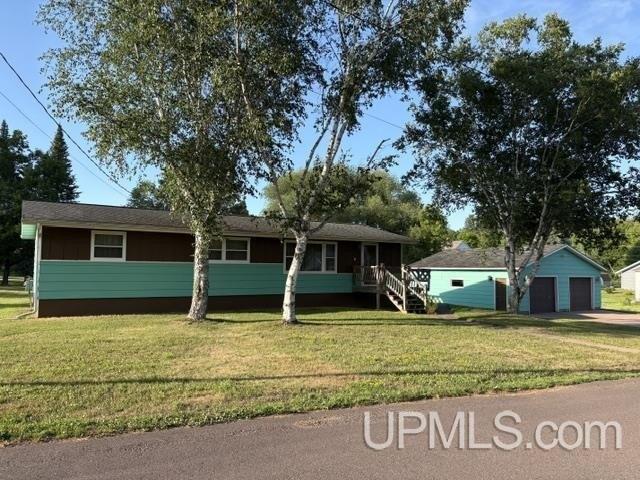 220 W Lime St, Ironwood, MI 49938
