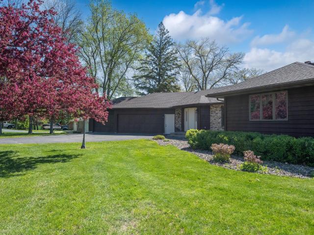 220 W Lower Pine Lake Court