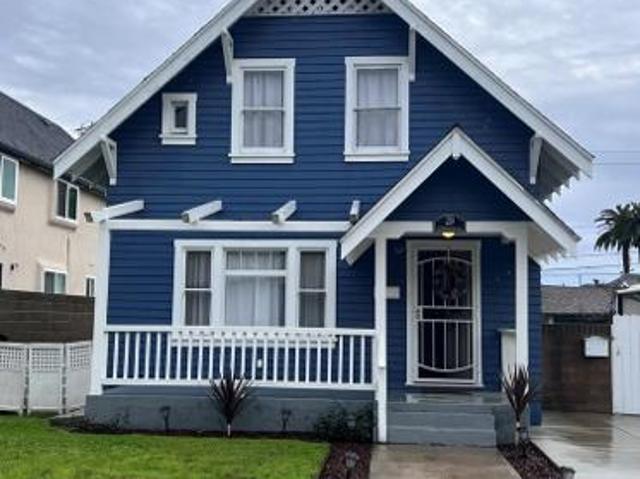 220 W Mountain View Ave, Glendora, CA 91741