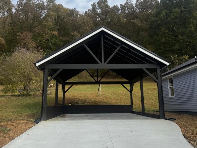 220 Walden Ave