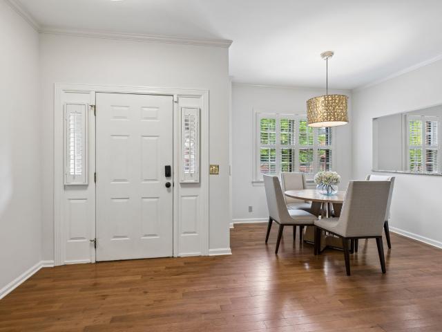 220 Westchase Dr