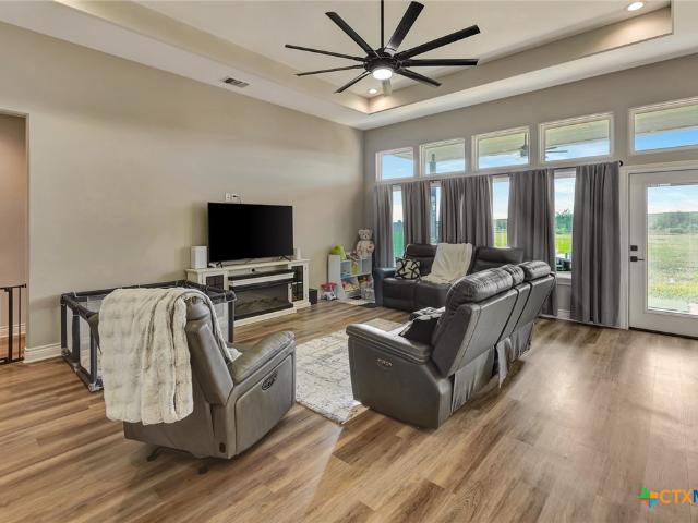 220 Whitetail Lane