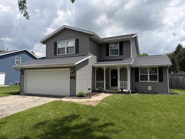 220 Wildflower Way, Lake Mills, WI 53551